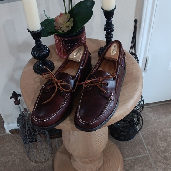 Sebago | Shoes | Sebago Docksides Brown Leather Boat Shoes Timeless ...